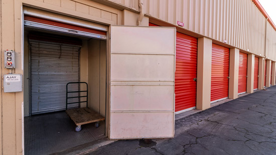 Self Storage Units in Fresno, CA | 24/7 Video Surveillance