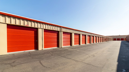 Self Storage Units in Fresno, CA | 24/7 Video Surveillance