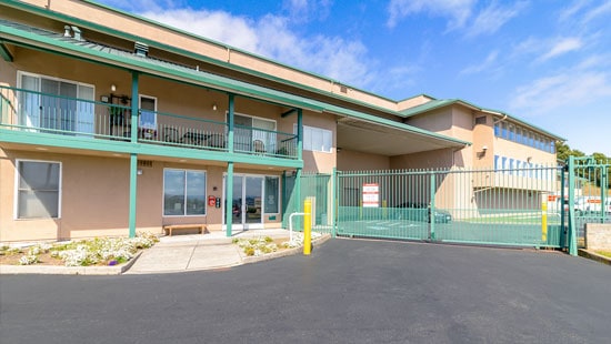 Self Storage Units Daly City, CA - 1101 Carter St