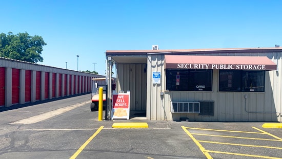 Self Storage Units in Riverbank, CA | Security Public Storage